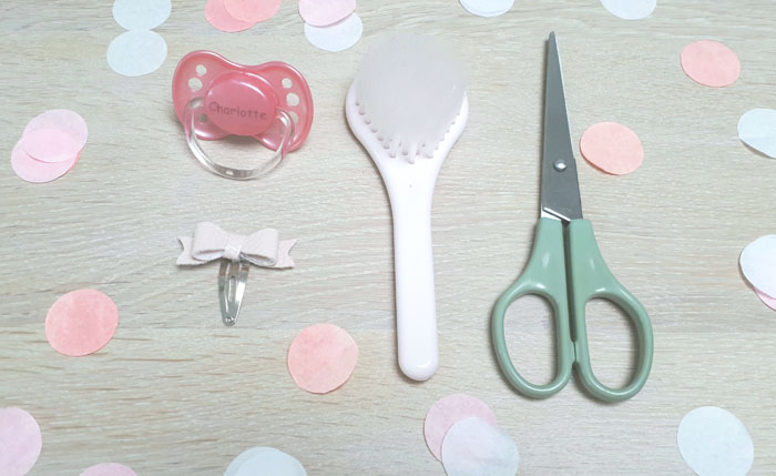 De eerste knipbeurt - BABYLABEL