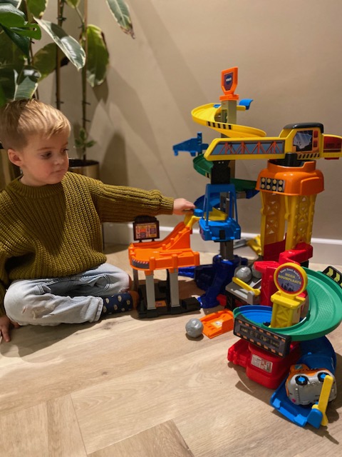 Review - VTech Toet Toet Mega Bouwplaats - BABYLABEL